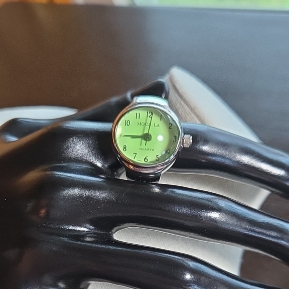 MOCA LA | Accessories | Moca La Expansion Band Finger Watch 993 Vintage ...